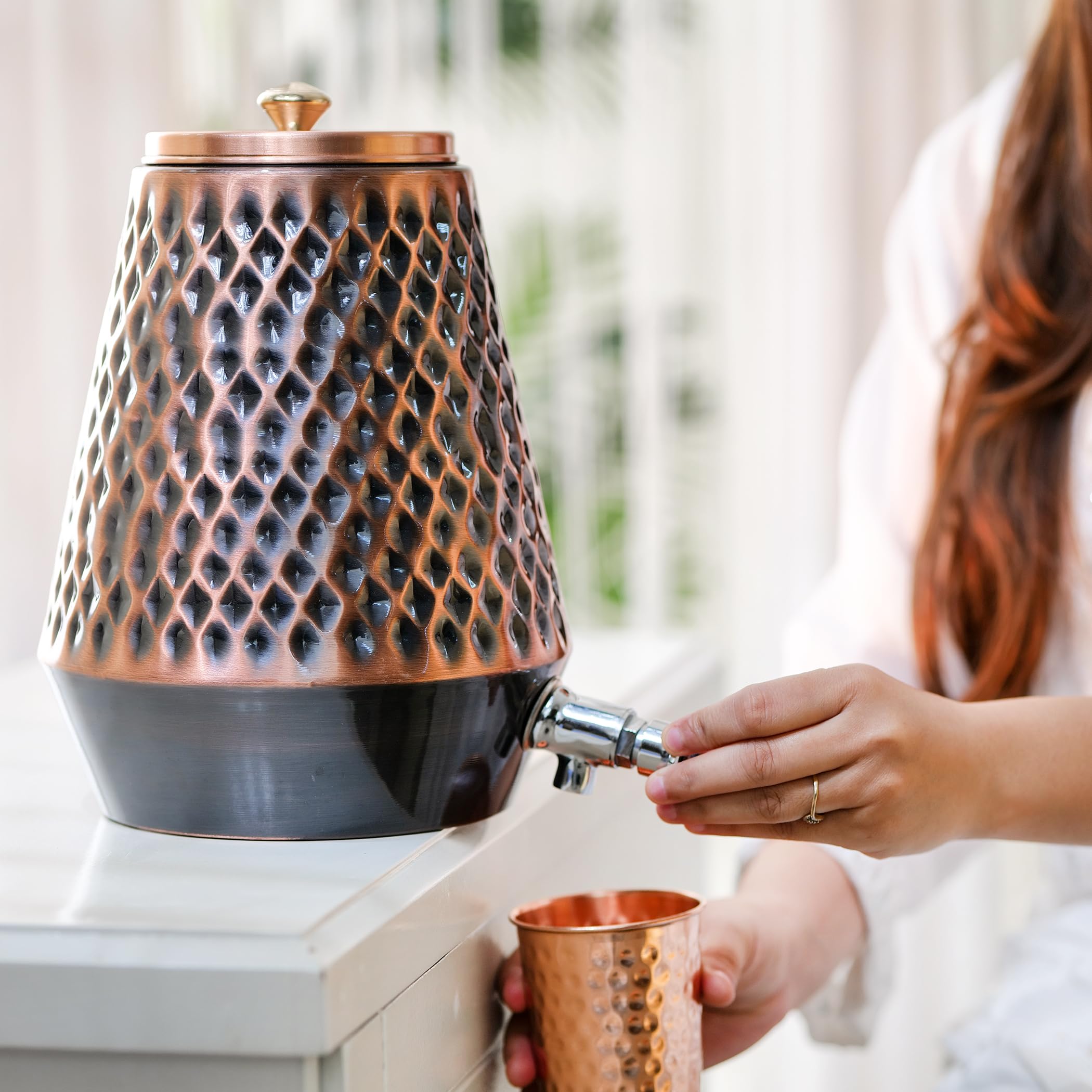 YATSKIA 1.32 Gallon/ 5 Litre Pure Copper Dispenser Water Storage Container Water Storage Tank Copper Pots Water Container With Spigot Copper Kitchen Accessories (4.7" L x 4.7" W x 10.6" H)