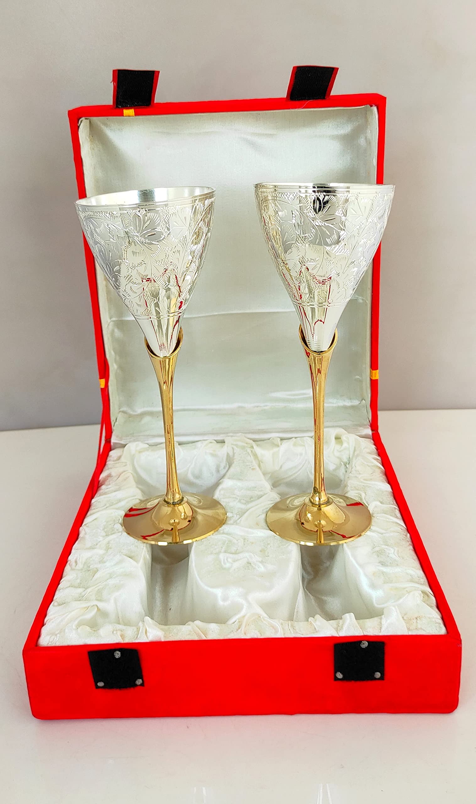 VIBRANIC Wine Glass Handmade Engraved Vintage Silver Plated Brass Champagne curved Fluted Wine Glass Pack of 2