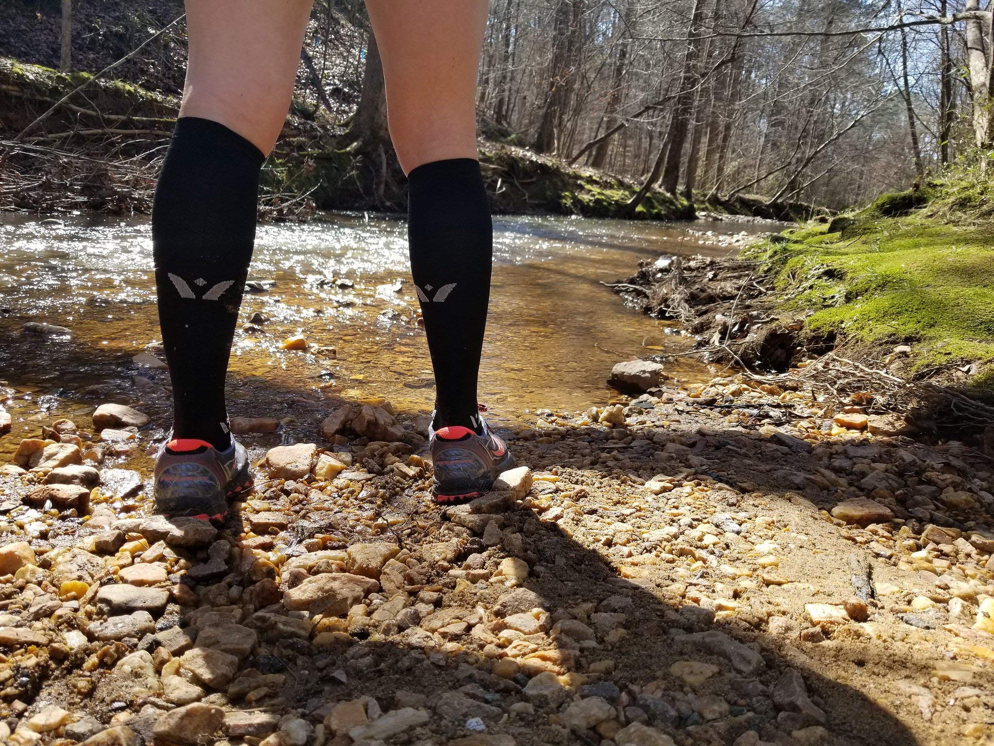 Swiftwick- ASPIRE TWELVE Running Socks, Mens & Womens | Knee High Compression Fit Socks | Black, Medium