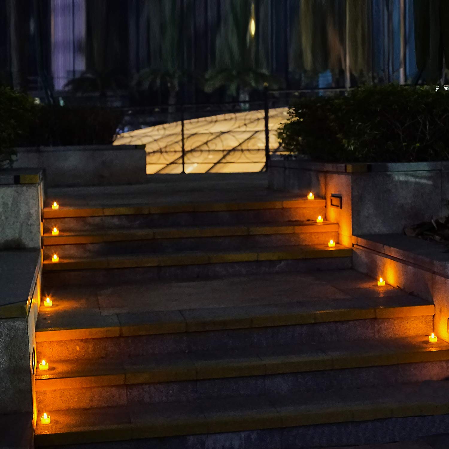 ZHONGXIN Solar Lantern Tea Lights Candles, Flameless Rechargeable Amber Flickering LED Candle Lights, Waterproof Great for Garden, Yard, Pathway, Balcony, Wedding, Part, Holidays, Home Decor-8Pack