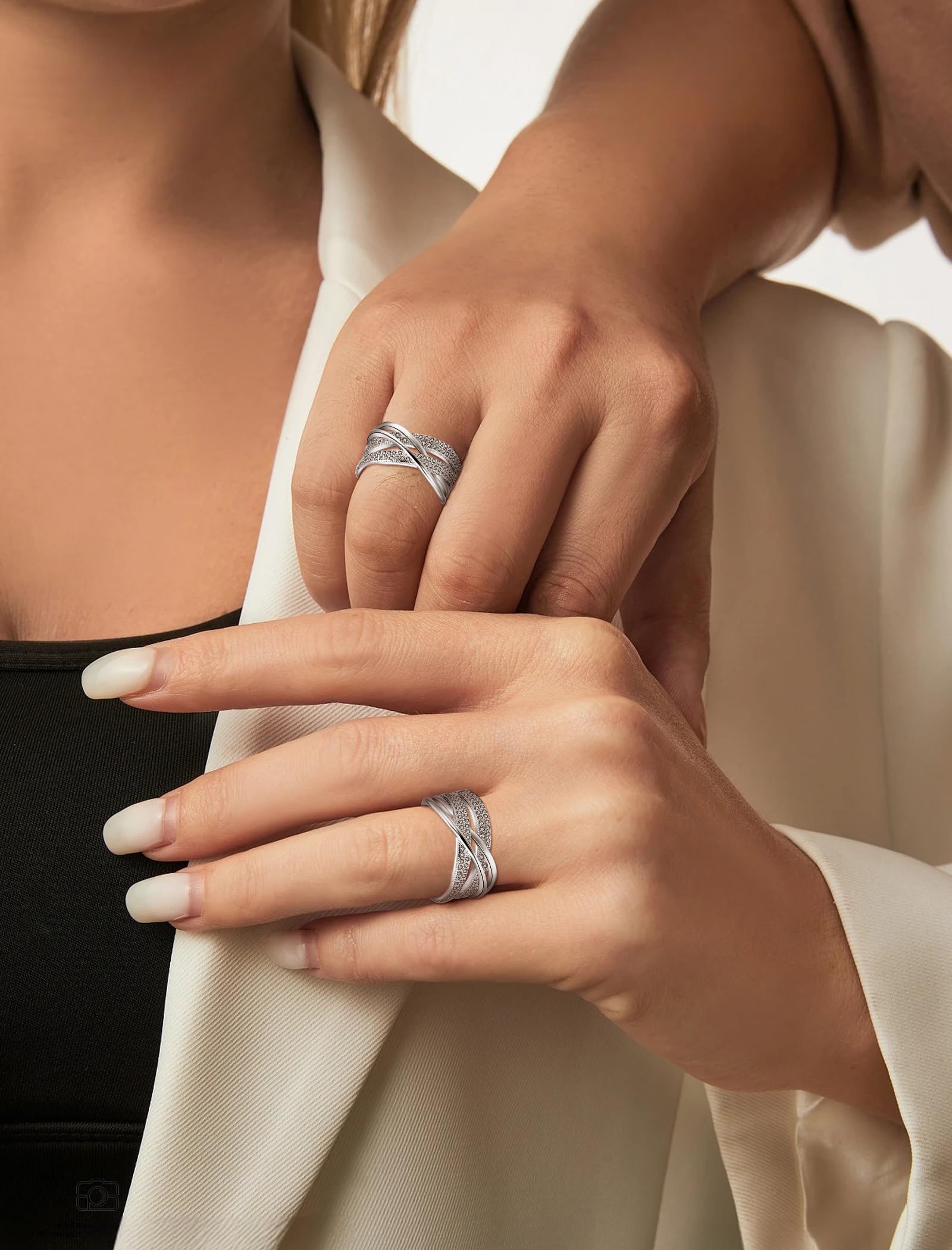 YL Twisted Knot Rings 925 Sterling Silver Criss Knot Ring 18k White Gold Plated Cubic Zirconia Infinity Statement Rings for Women-size8