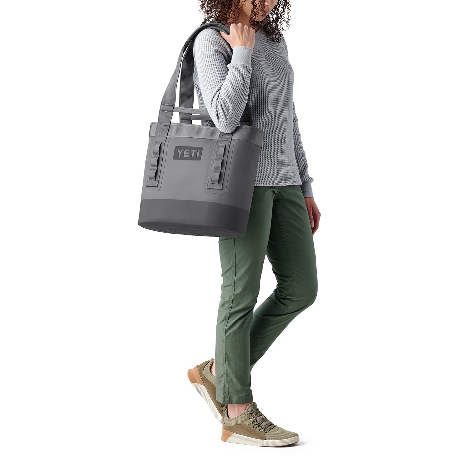 YETI Camino 20 Carryall with Internal Dividers, All-Purpose Utility Bag, Navy