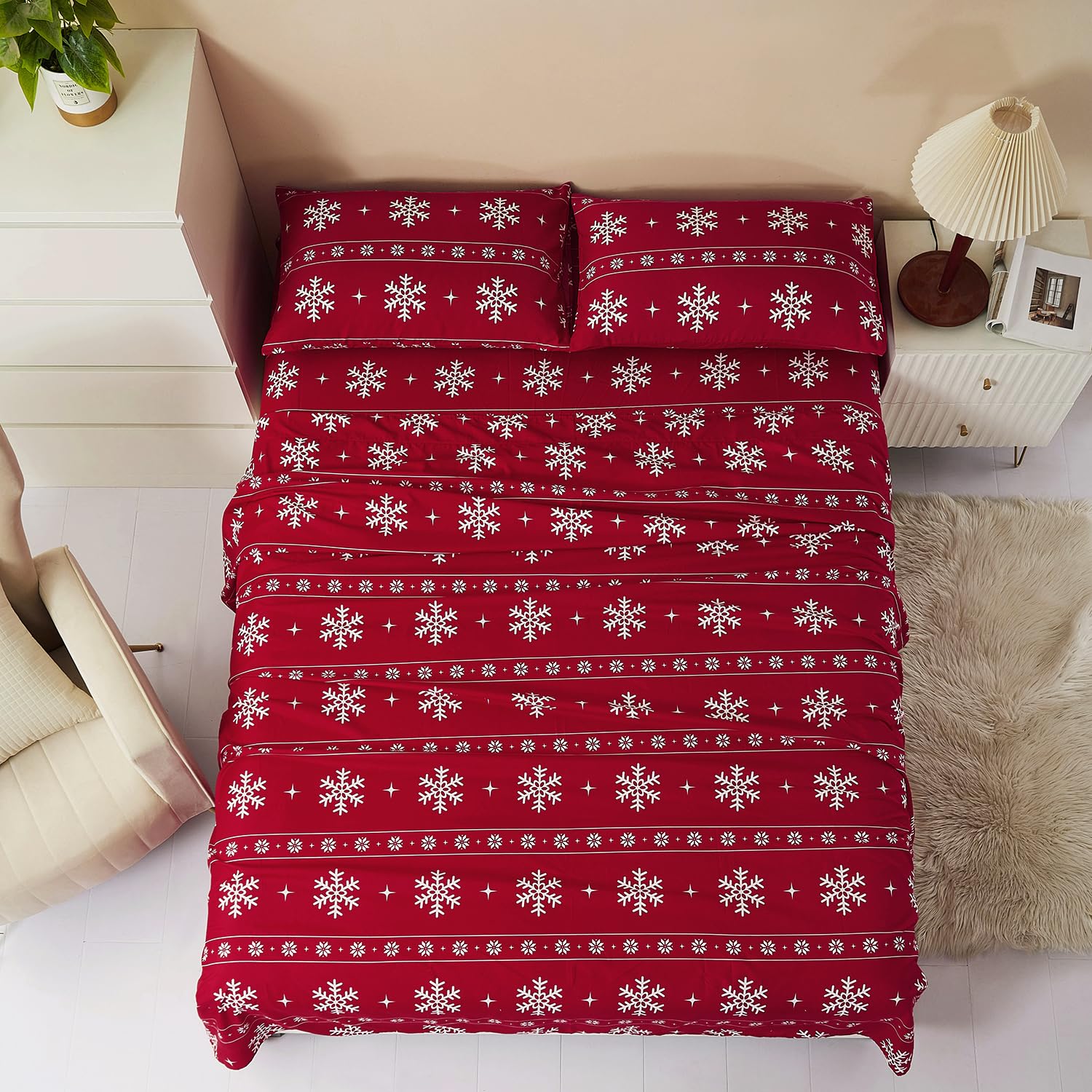 Vaulia Soft Microfiber Sheets, Print Snowflake Pattern Christmas Holidays, 4-Piece Set (1 Fitted Sheet 1 Flat Sheet 2 Pillowcases) Red/White Snowflake, Full Size