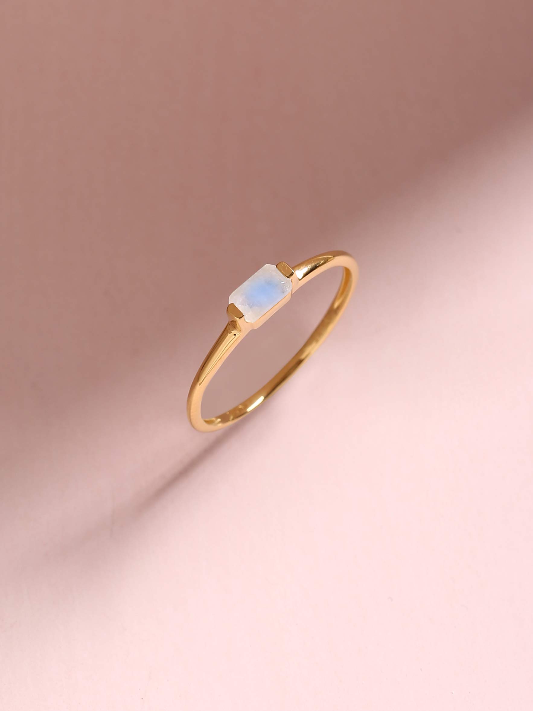 YoTreasure 0.26 Ct. Moonstone Solid 10K Yellow Gold Solitaire Ring Jewelry