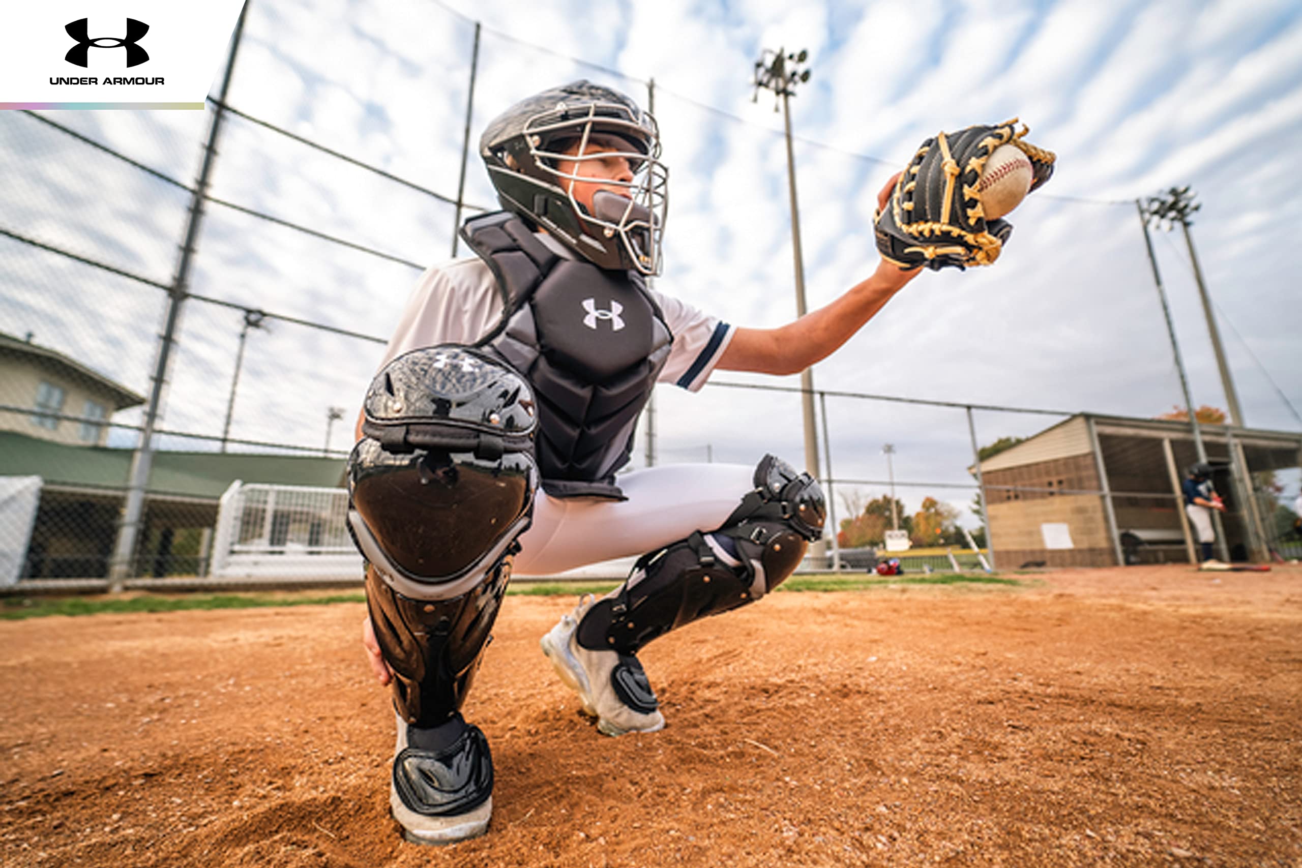 Under Armour UACKCC4-SRPSC UA Pro Series/Catching Kit/Senior/Ages 12-16 UAhg3A / UAcpcc4-Srp / UAlg4-Srp Meets Nocsae Chest Protector Standard (Nd200) SC
