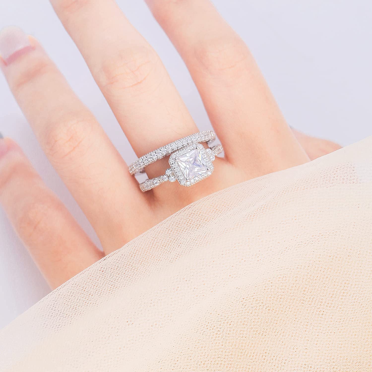 Yaresul 0.8ct Princess Cut Engagement Ring Sets 6X6mm White AAA Solitaire Cubic Zirconia Engagement Ring Set 925 Sterling Silver Wedding Ring Set for Women Size 9