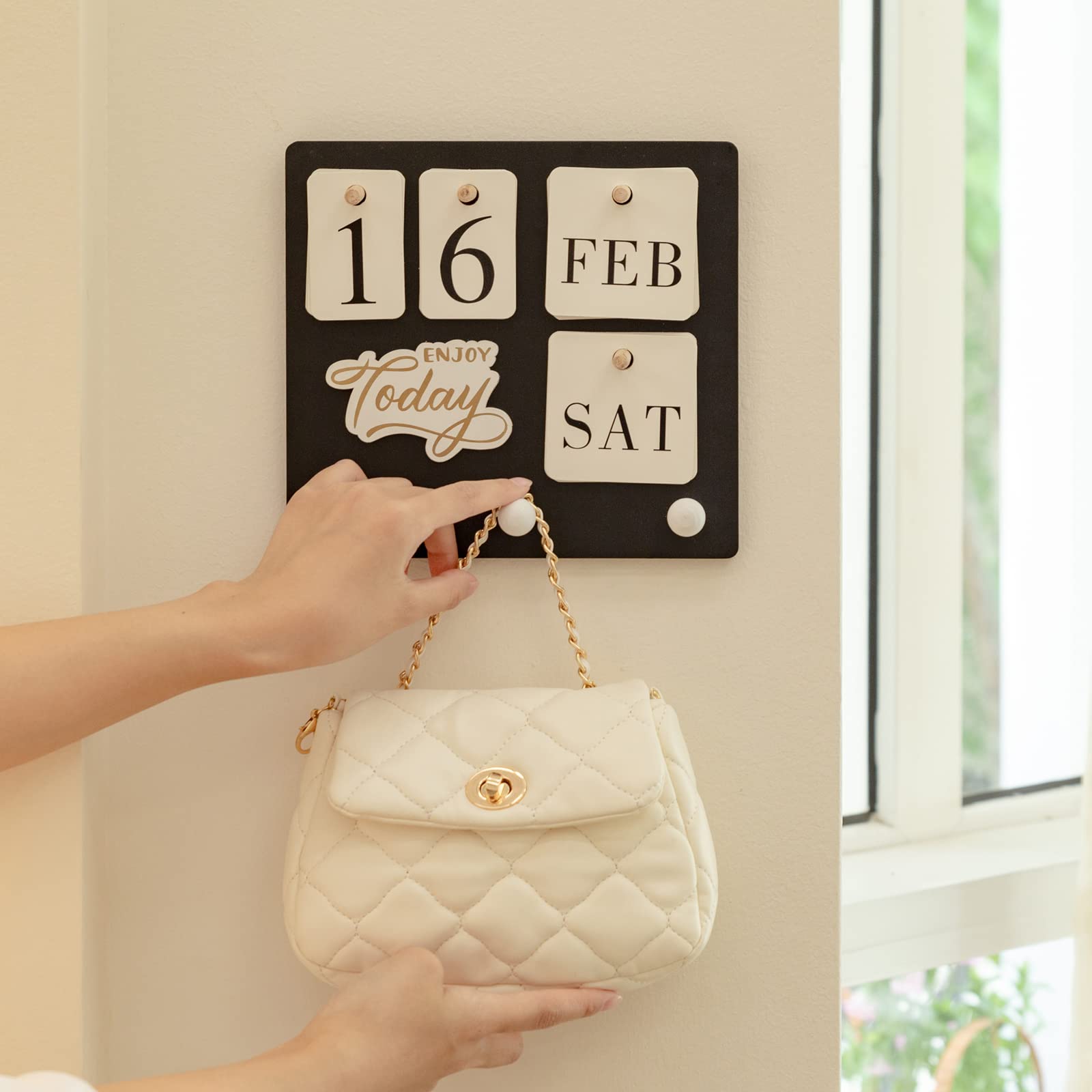wooden wall calendar (BLACK)
