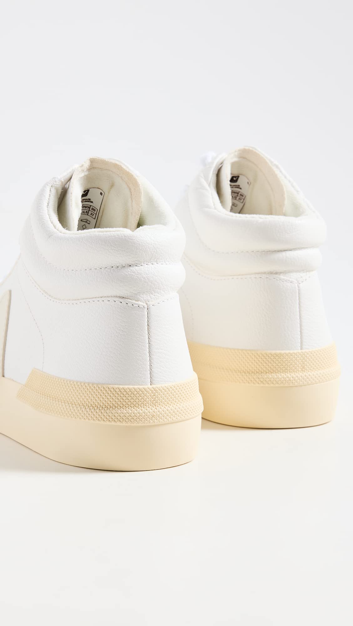 Veja Men's Minotaur, Extra White Pierre, 12 Medium US