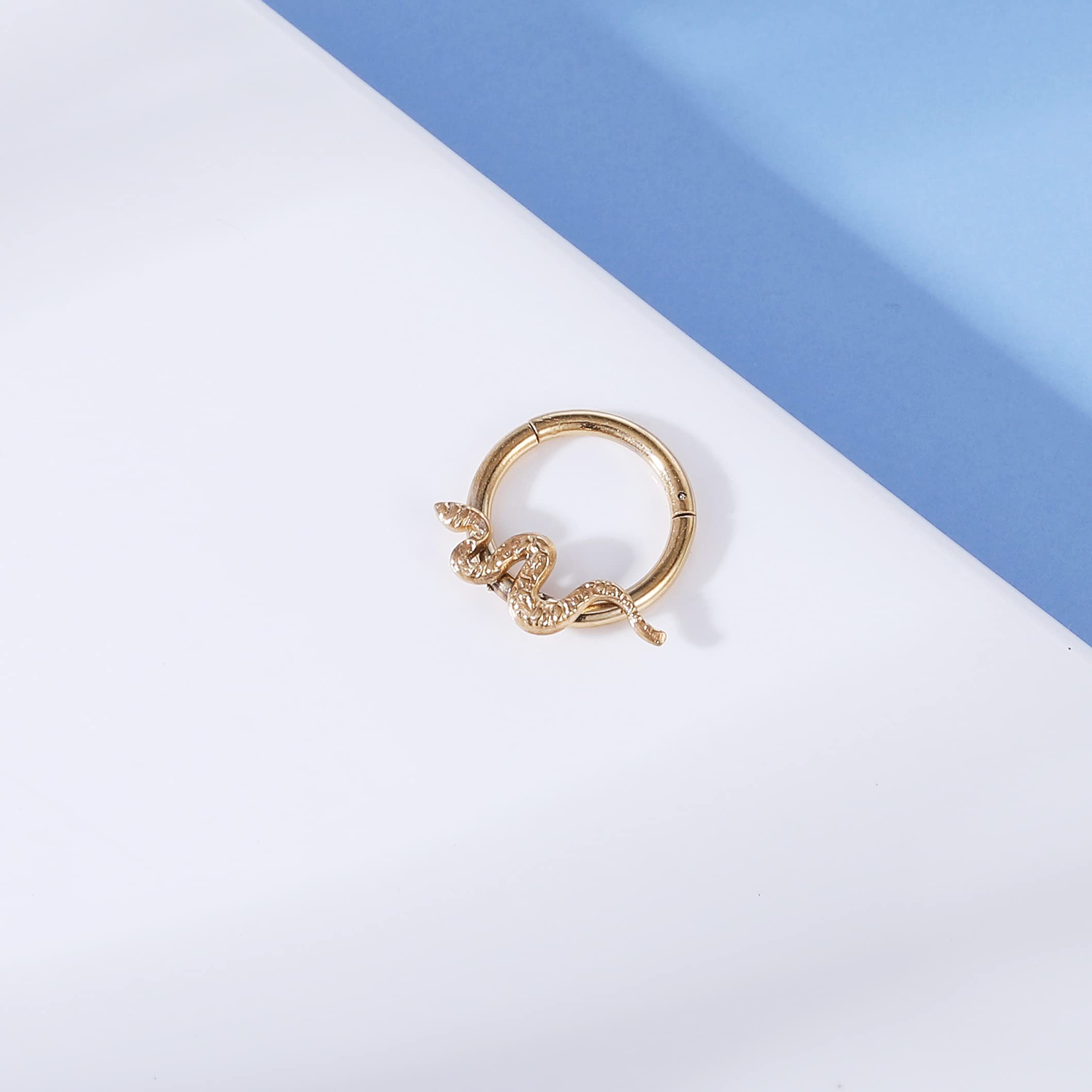 ZS CZ Vampire Bat Halloween Septum Clicker Rings, Snake Bee Hinged Segment Rings, Daith Earrings Helix Tragus Cartilage Piercing Jewelry (Bee:8mm)