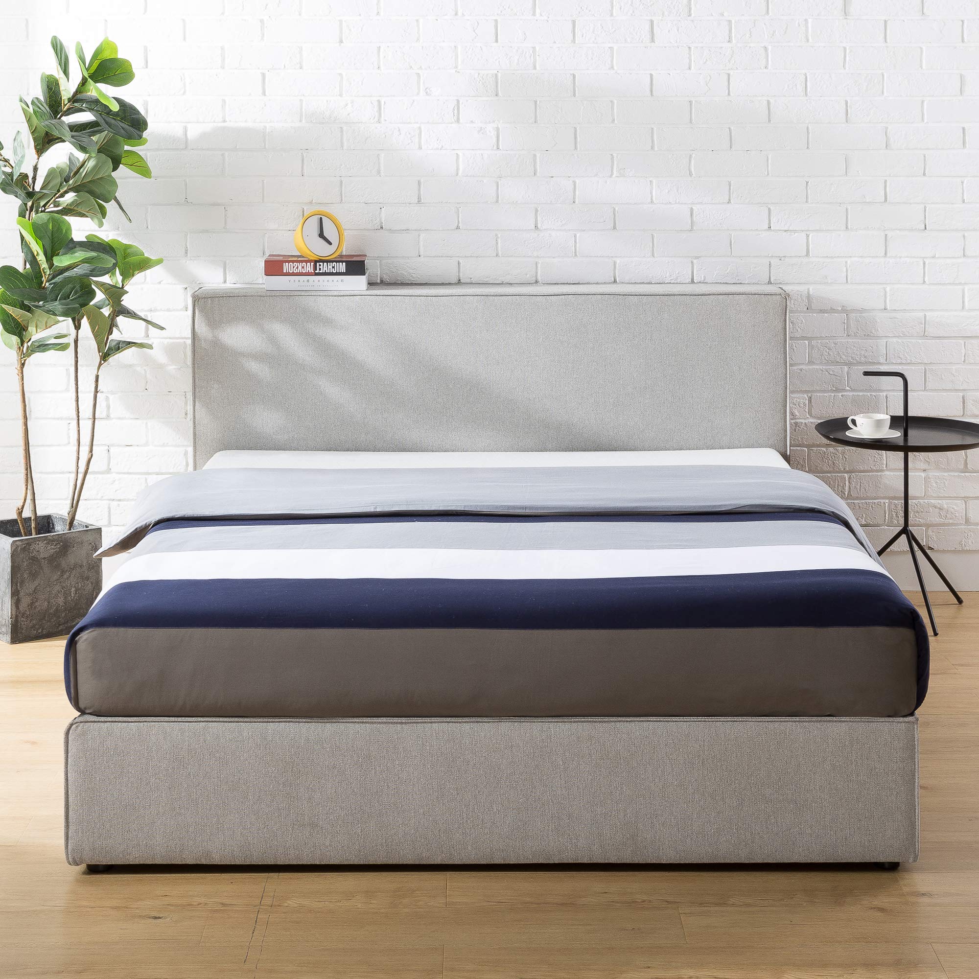 ZINUS Finley Upholstered Platform Bed Frame with Headboard Shelf / USB Ports Included / Wood Slat Support / No Box Spring Needed / Easy Assembly, Full