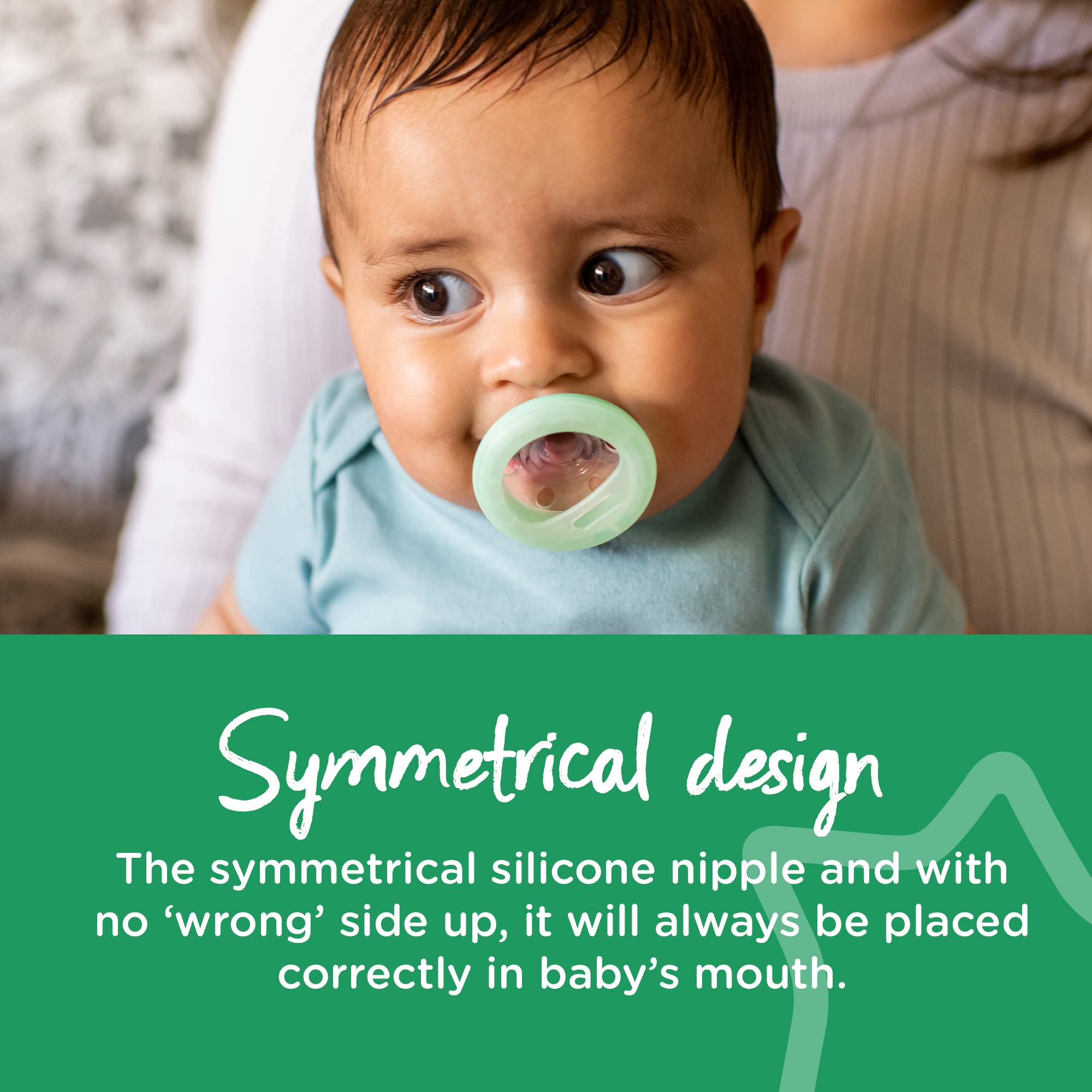 Tommee Tippee Breast-Like Pacifier Night, Glow in The Dark, Skin-Like Texture, Symmetrical Design, BPA-Free Binkies, 0-6m, 2 Count (Pack of 1)