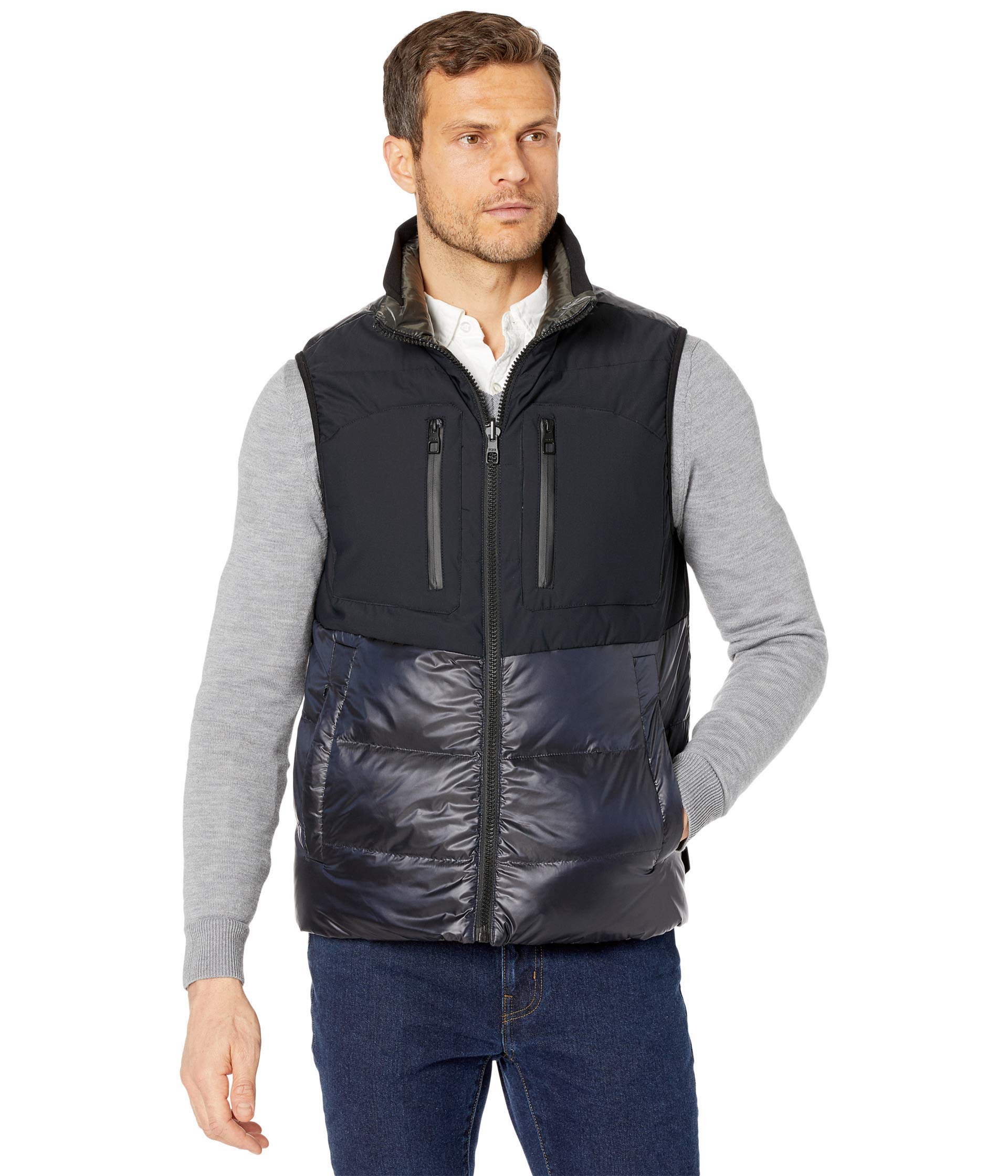 Tumi Men's Reversible Utility Vest, Black, Small