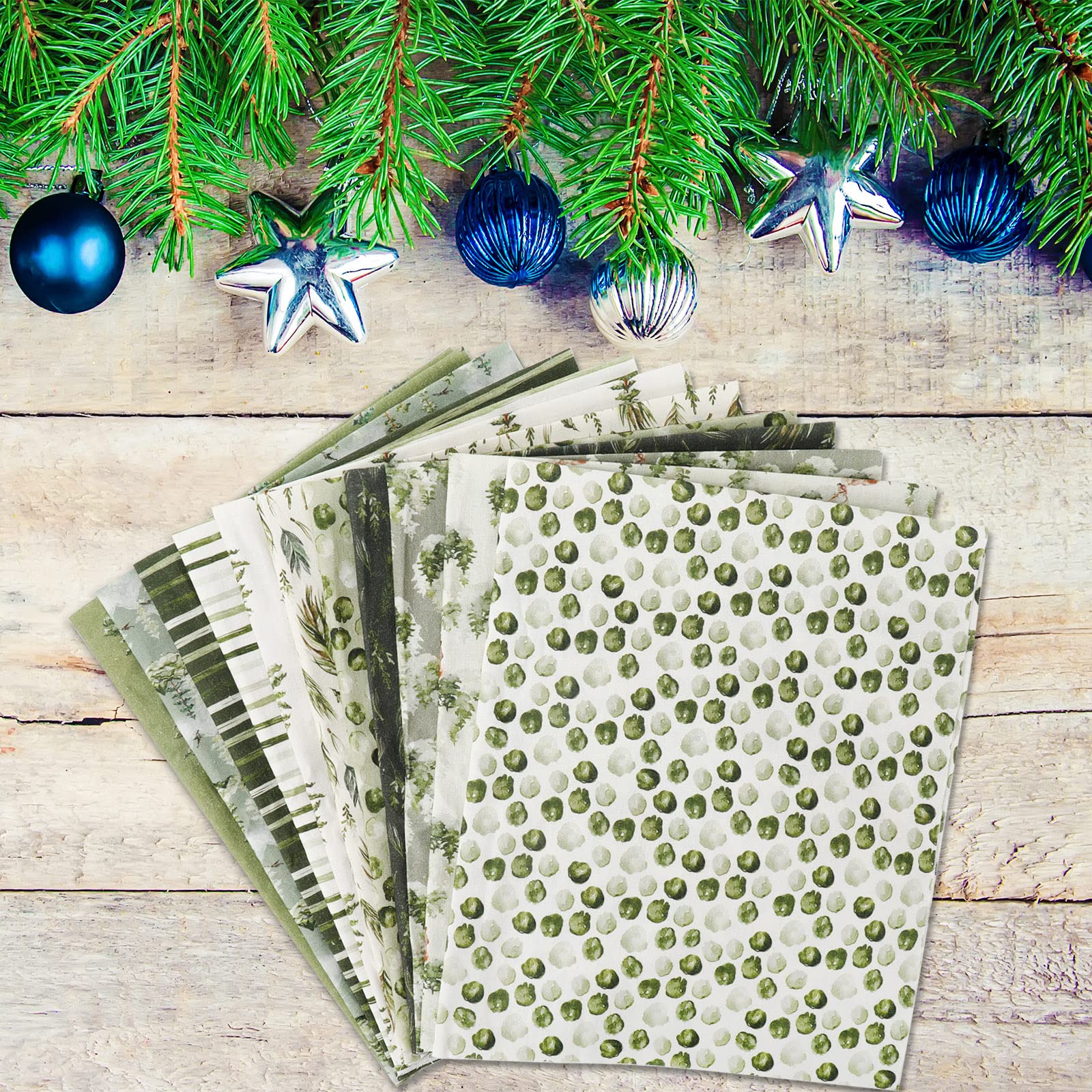 Whaline 12Pcs 18" x 22" Christmas Fat Quarter Fabric Bundles Watercolor Green Christmas Tree Printed Quilting Patchwork Cotton Craft Fabric Pre-Cut Square Sheets for DIY Patchwork Sewing Crafting