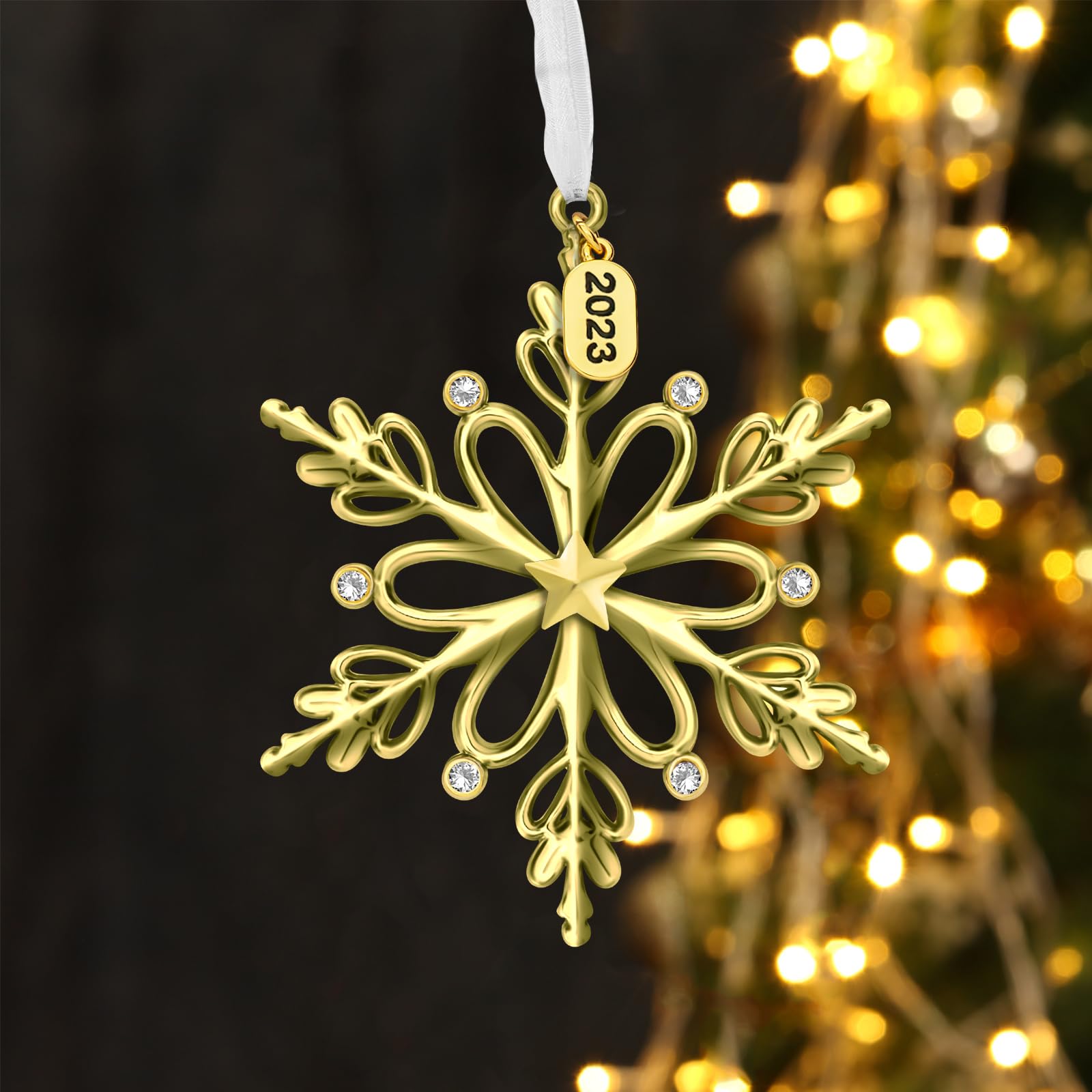 West style 2023 Golden Christmas Tree OrnamentsāMetallic Snowflake Hanging Home Deco Hanging Pendant Holiday Keepsake Gift (C, Golden Snowflake)