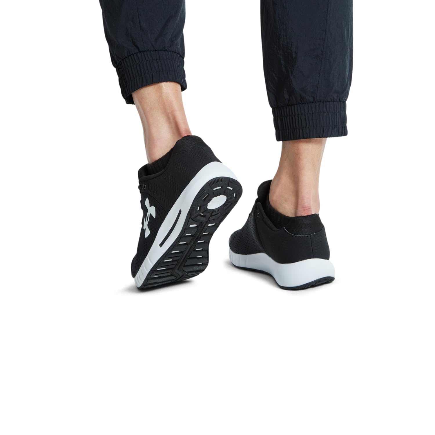 Under Armour Men's Micro G Pursuit BP Athletic Shoe, black//white, 8 M US