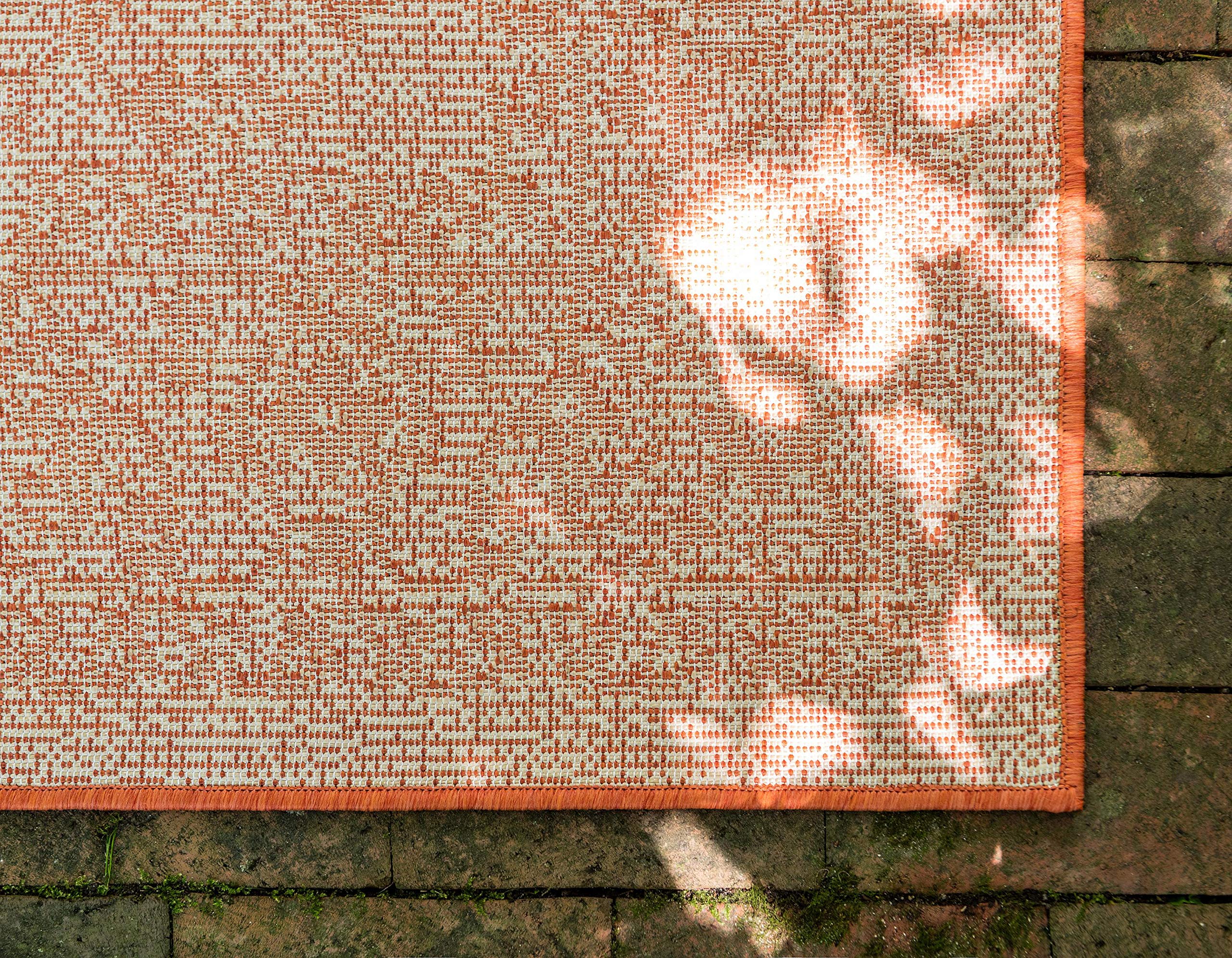 Unique Loom Outdoor Botanical Collection Area Rug - Allover (5' 3" x 8' Rectangle, Terracotta/ Beige)
