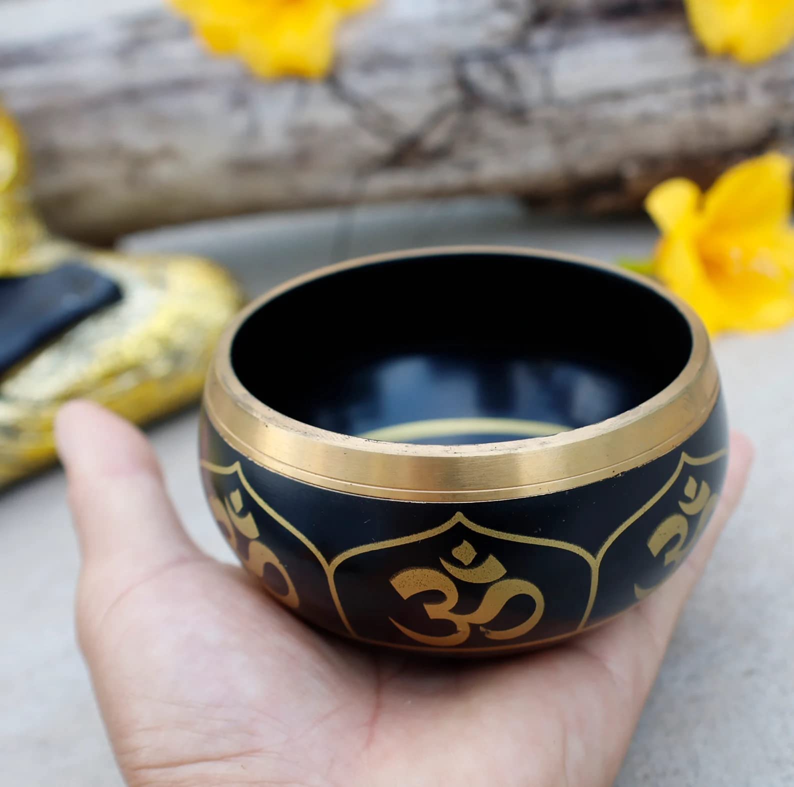 Yoga Meditation Om Peace Singing Bowl/Red Velvet OM Cushion/Wooden Mallet Set