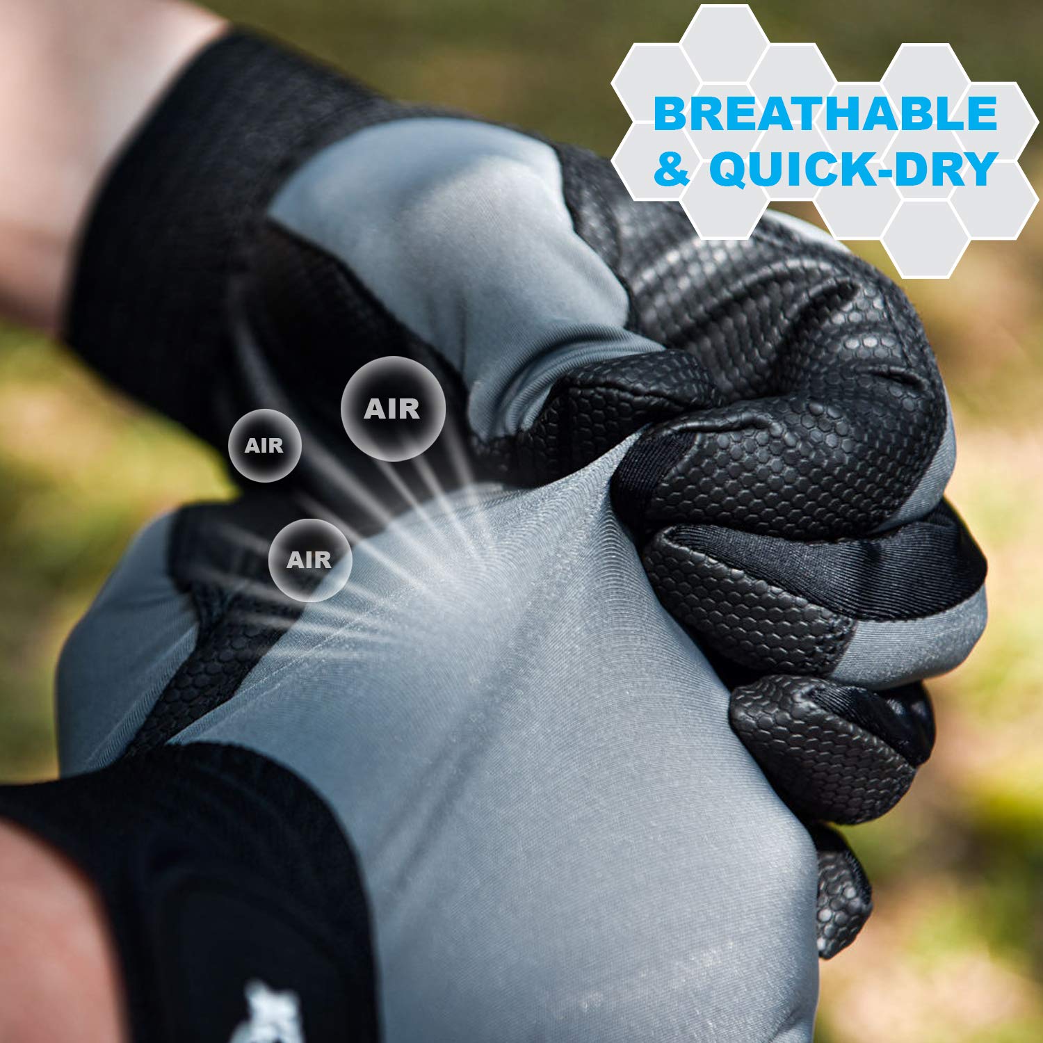 Ultimate Discs Gloves - Perfect Gloves for Ultimate Disc Players, for Consistent Grip & Friction. Improve Throws and Catches. All Weather Conditions.