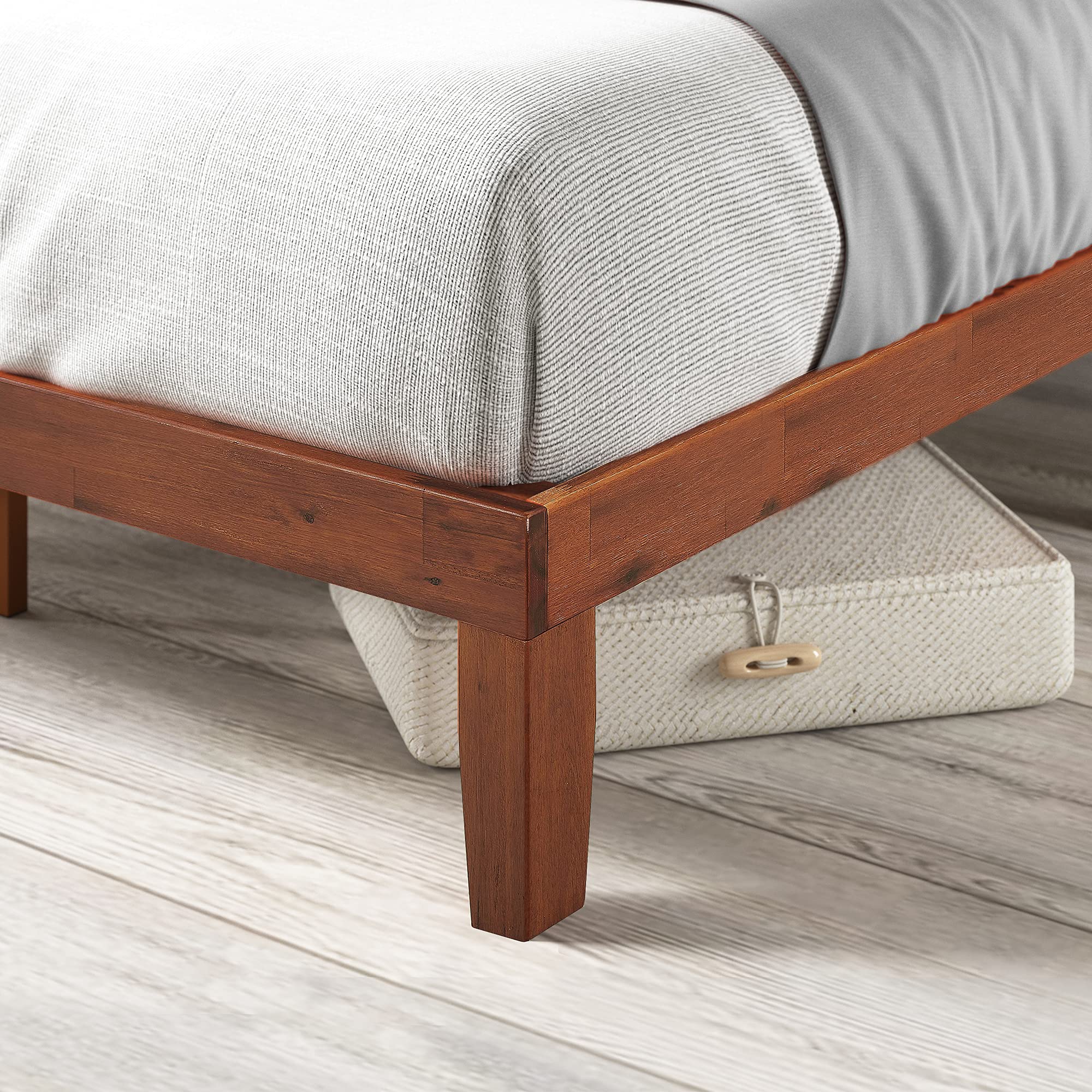 ZINUS Wen Wood Platform Bed Frame / Solid Wood Foundation / Wood Slat Support / No Box Spring Needed / Easy Assembly, King, Cherry