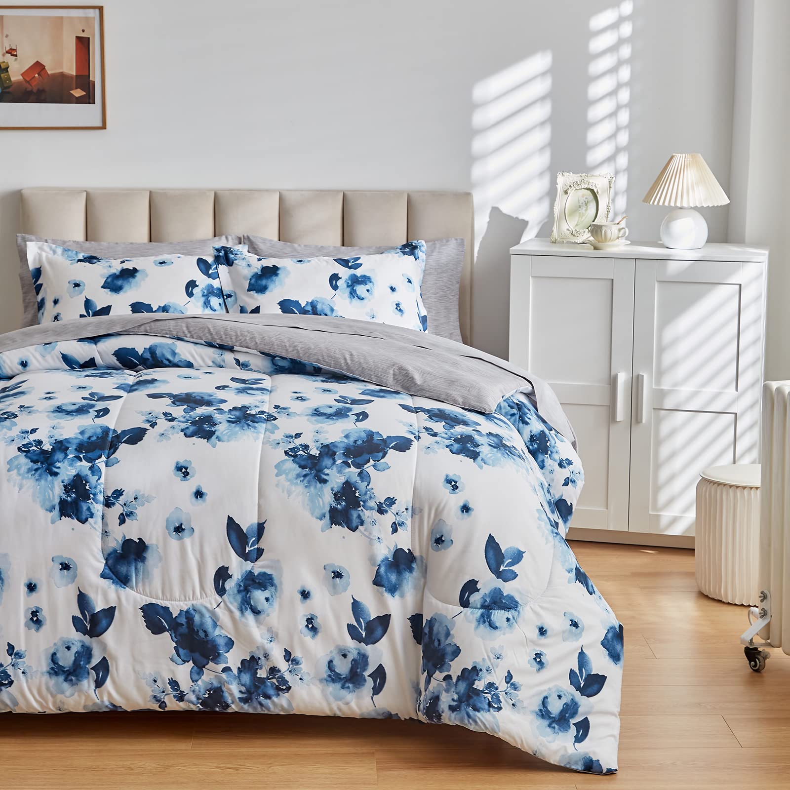 UOZZI BEDDING Floral Comforter Sheet Set 7 Pieces Bed in a Bag Dark Grey Golden Flower Queen Size (1 Comforter 2 Pillow Shams 1 Flat Sheet 1 Fitted Sheet 2 Pillowcases)