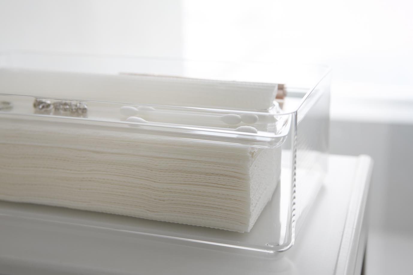 YAMAZAKI home 2334 Tissue Box Holder-Dispenser and Organizer, One Size, Clear