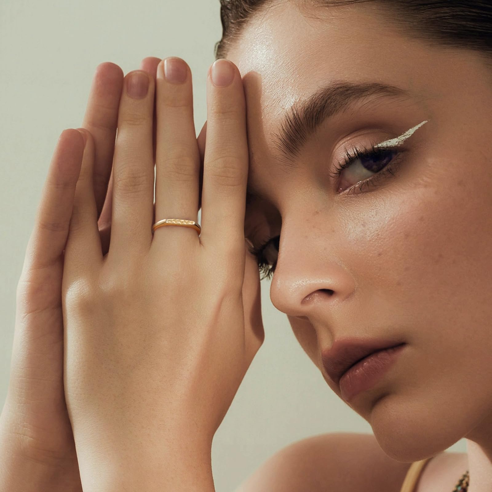 YeGieonr Handmade Flower Signet Ring -Minimalistic Statement Ring with Botanical Engraved- Delicate Personalized Jewelry Gift for Women