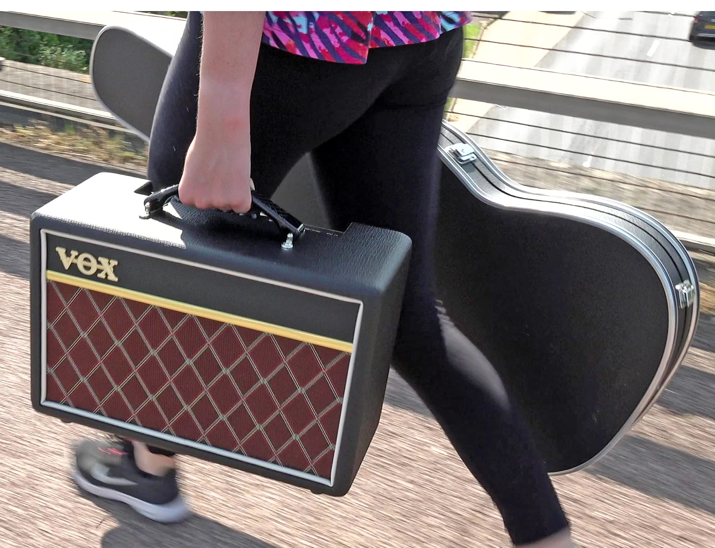 Vox V9106 Pathfinder Guitar Combo Amplifier, 10W