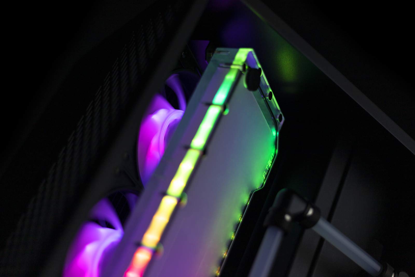 EKWB EK-Vardar EVO 120ER 120mm Fan, Digital RGB, 2200 RPM, Black