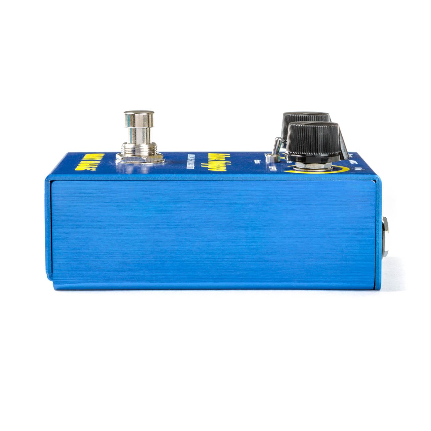 Way Huge WM61 Blue Hippo Analog Chorus MK III Smalls Series Guitar Pedal Bundle with AC Power Supply and 2 Patch Cable