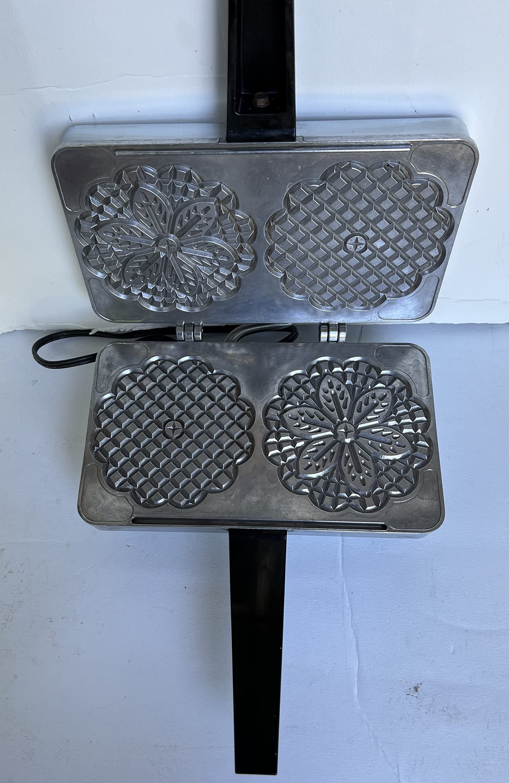 VillaWare V5000 PRIMA Pizzelle Baker