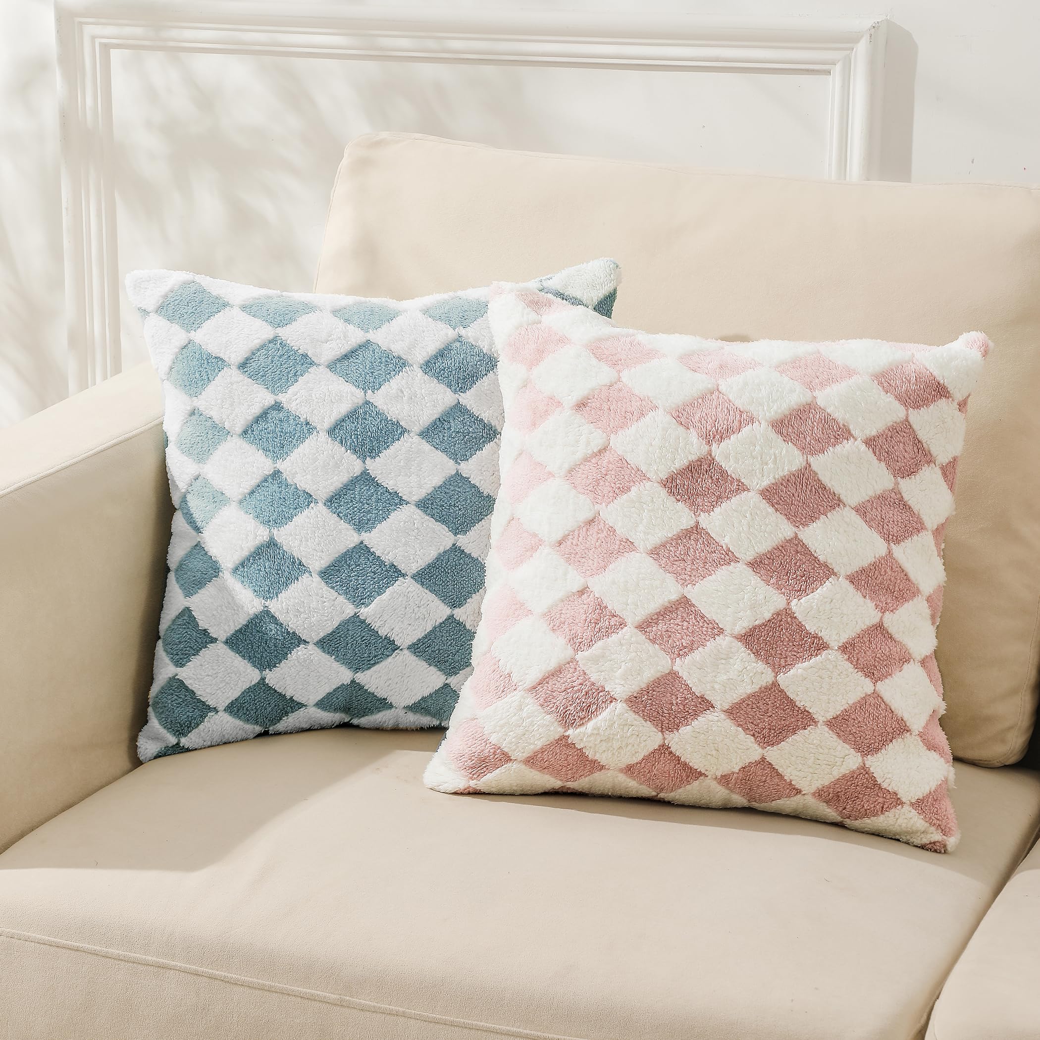 WEMEON Decorative Throw Pillow Covers 18x18 Inch Set of 2Luxury Style Checkerboard Pattern Cushion Case, Pattern Super Soft Faux Fur Wool Throw Pillows for Couch Living Room