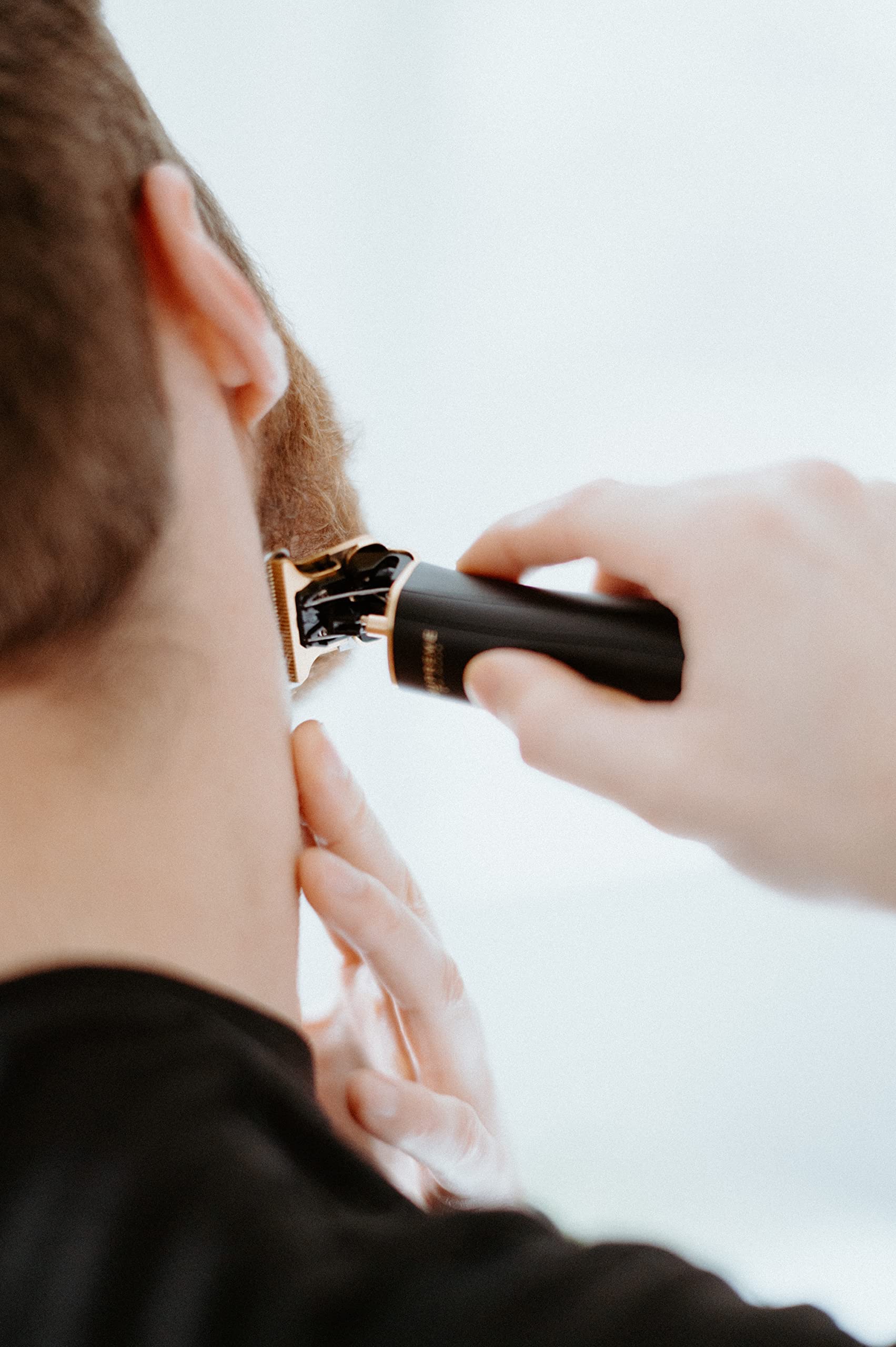 Supreme Trimmer T Shaper | Professional Barber Trimmer Hair Clippers for Men (90 Min Run Time) Cordless Hair Trimmer Zero Gapped Liner Beard Trimmer | ST5220 Black