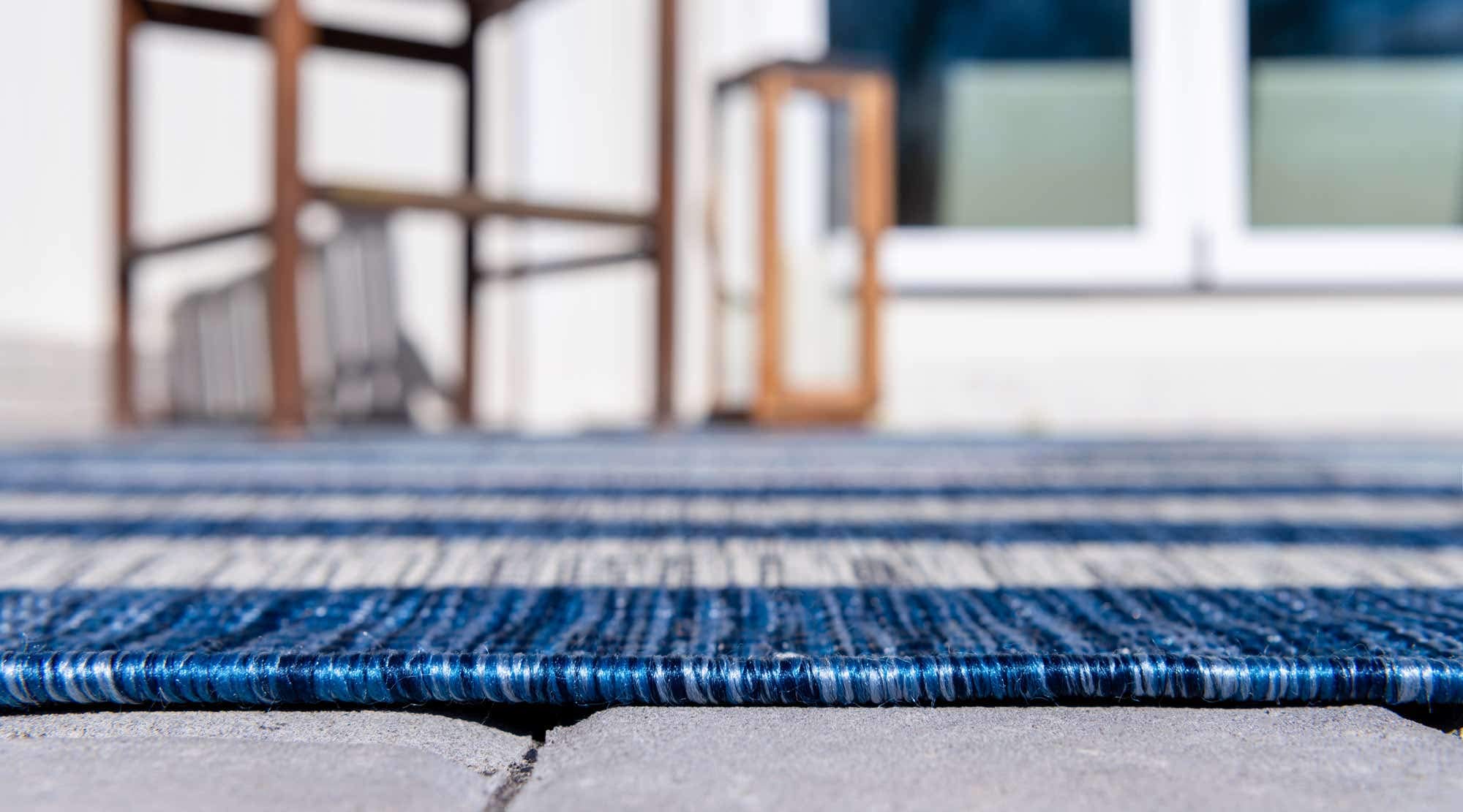 Unique Loom Outdoor Striped Collection Area Rug - Distressed Stripe (9' x 12' Rectangle, Blue/ Gray)