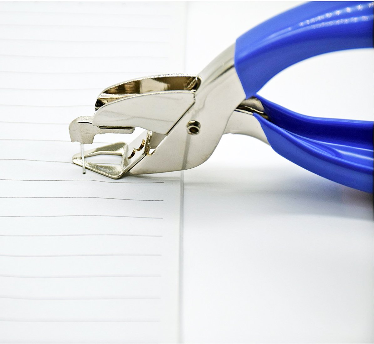 YUEKUI Dedicated Staple Remover Family School Hospital Offic Staple Remover Tool(2pcs Blue)
