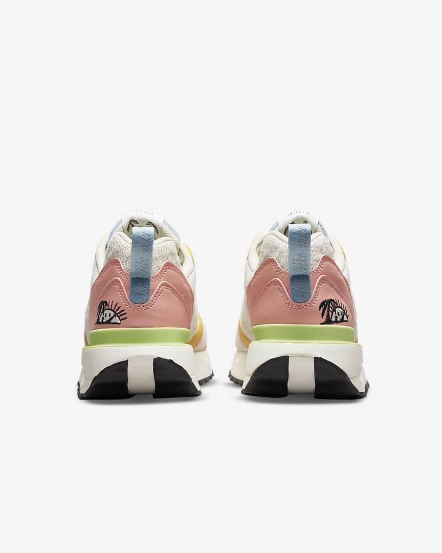Women's AIR MAX Dawn SE - Size 8.5 US - Lt. Orewood Brown/Sanded Gold