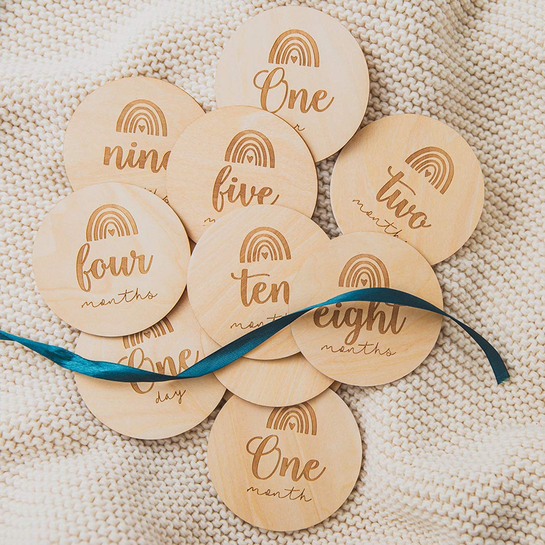 Wooden Baby Monthly Milestone, Double Sided Discs Round Wooden Milestone Baby Milestone Includes 14 Cards with Drawstring Bag (Rainbow Cards)