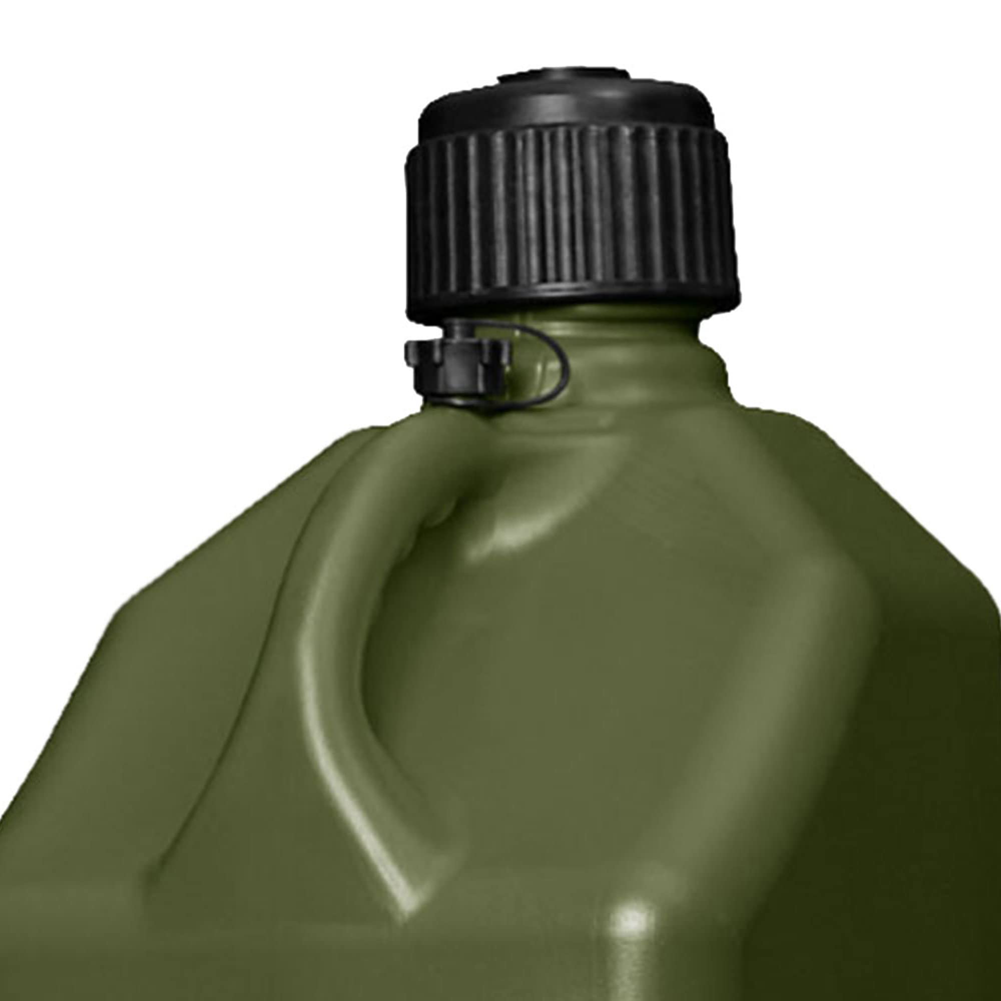 VP Racing Fuels 5-Gallon Square Motorsport Utility Container Camo & 14" Standard Hose (2 Pack)