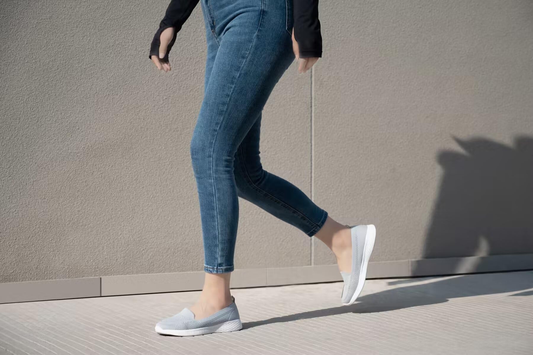 ZZS Womens Slip On Walking Shoes Lightweight Breathable Casual Low-Top Flats Memory Foam Mesh Loafers Soft Mesh Knit Comfortable Shoes,Light Grey 8