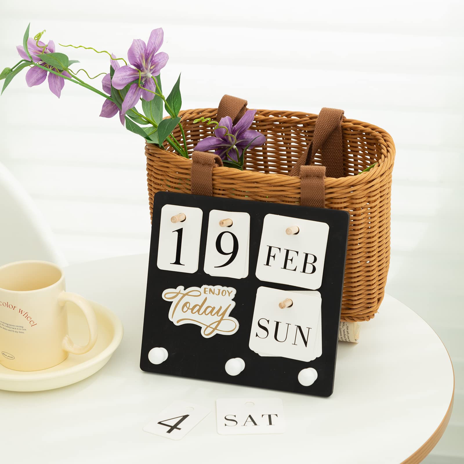 wooden wall calendar (BLACK)