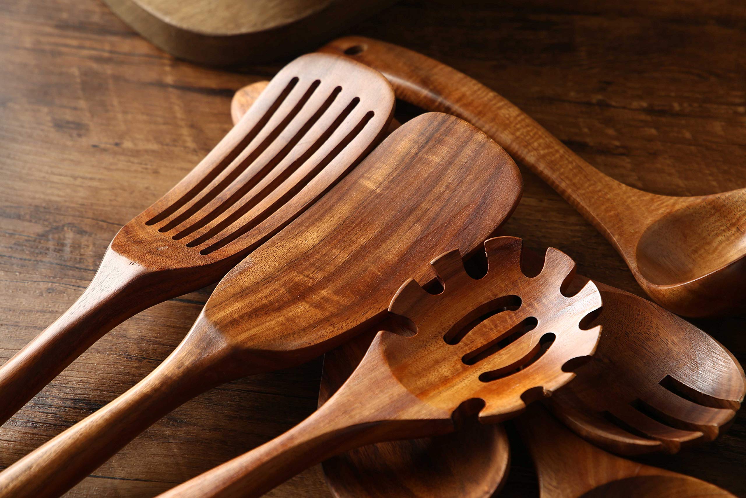 Wooden Kitchen Utensils set,NAYAHOSE Wooden Spoons for cooking Natural Teak Wood Kitchen Spatula Set for Cooking including Spoon Ladle Fork 7 Pack