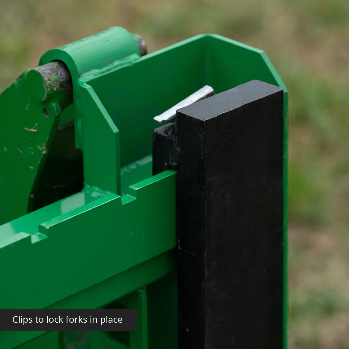 Titan Attachments Pallet Fork Attachment, 42†Fork Blades, Rated 3,000 LB, Receiver Hitch, Fits John Deere Loaders