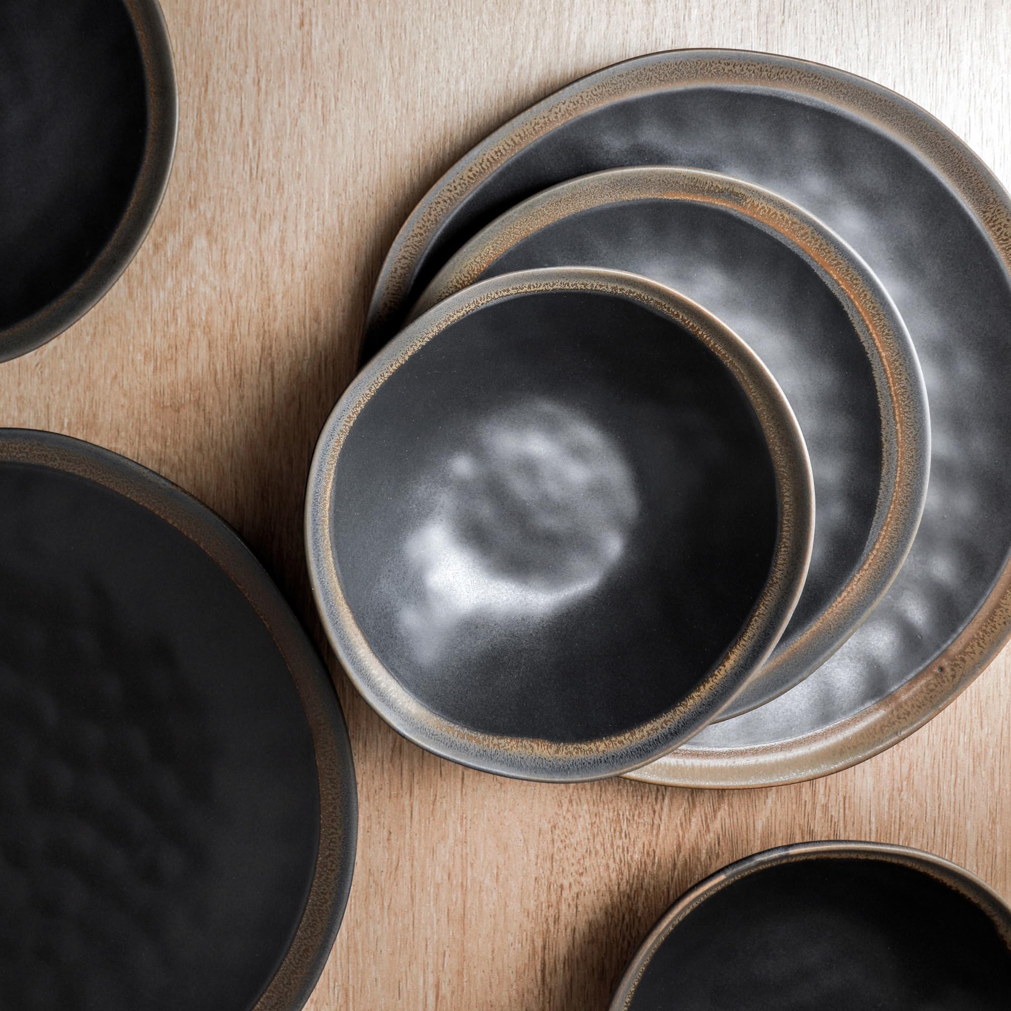 Stone Lain Serafina Stoneware 16-piece Round Dinnerware Set, Grey