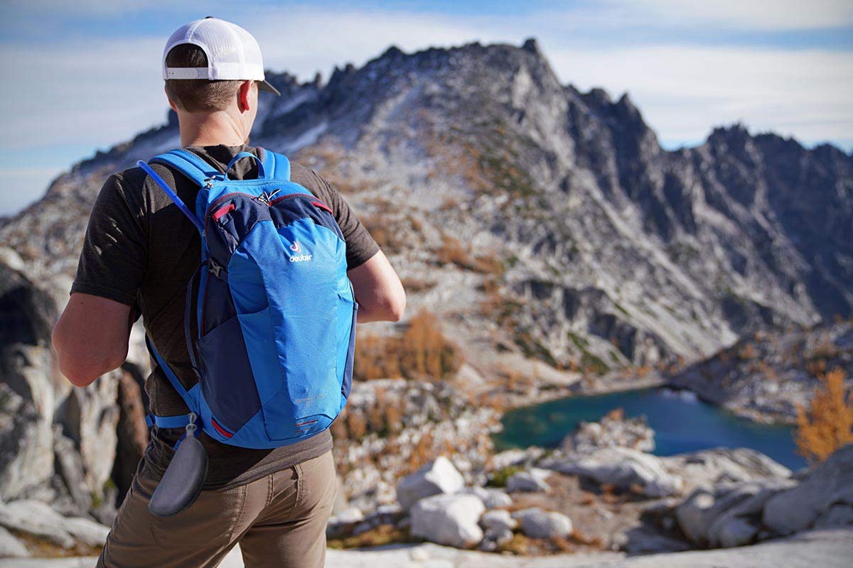 traderplus 3Pcs Hardshell Sunglasses Case/Eyeglasses Box with Zipper and Hook For Men & Women Black