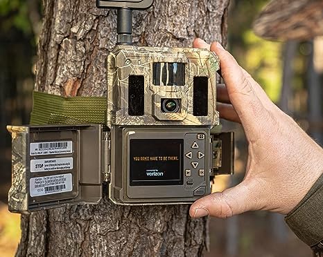 Spartan GoLive2 4G LTE Trail Camera, Live Stream,Anti-Theft GPS,On-Demand Image&Video Capture,Real-time Updates,Built-in Lithium Battery,Blackout,Areus Camo + 32GB SD Card (Verizon)