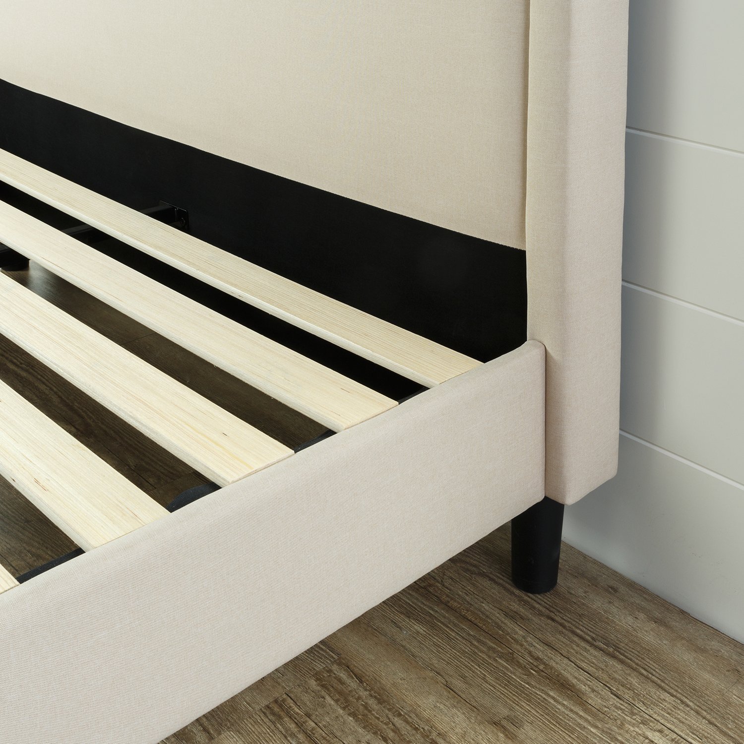 Zinus Kodi Upholstered Arched Platform Bed / Mattress Foundation / Easy Assembly / Strong Wood Slat Support, Queen