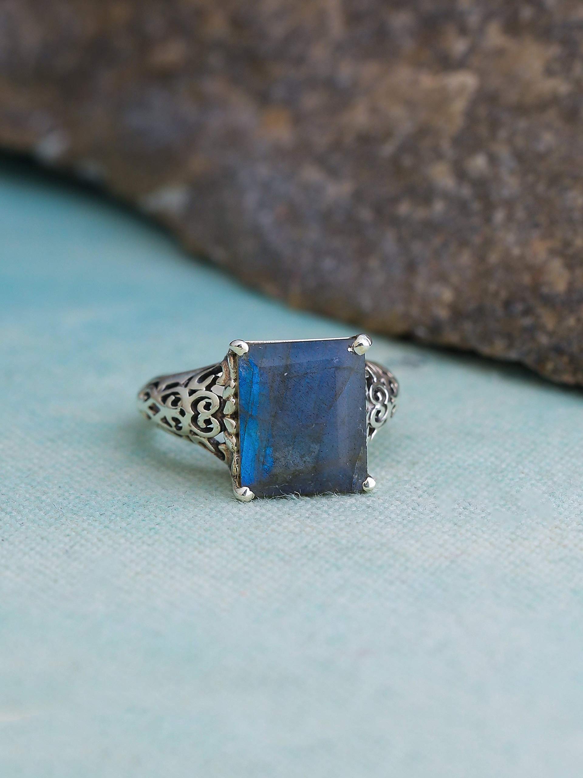 YoTreasure 10x12MM Blue Fire Labradorite Filigree Ring Solid 925 Sterling Silver Jewelry