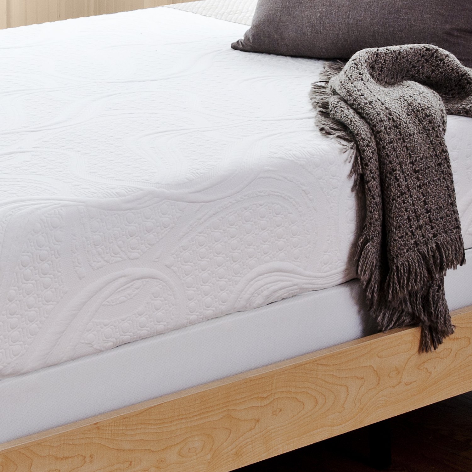 ZINUS Night Therapy Memory Foam 8 Inch Therapeutic Comfort Mattress, Queen