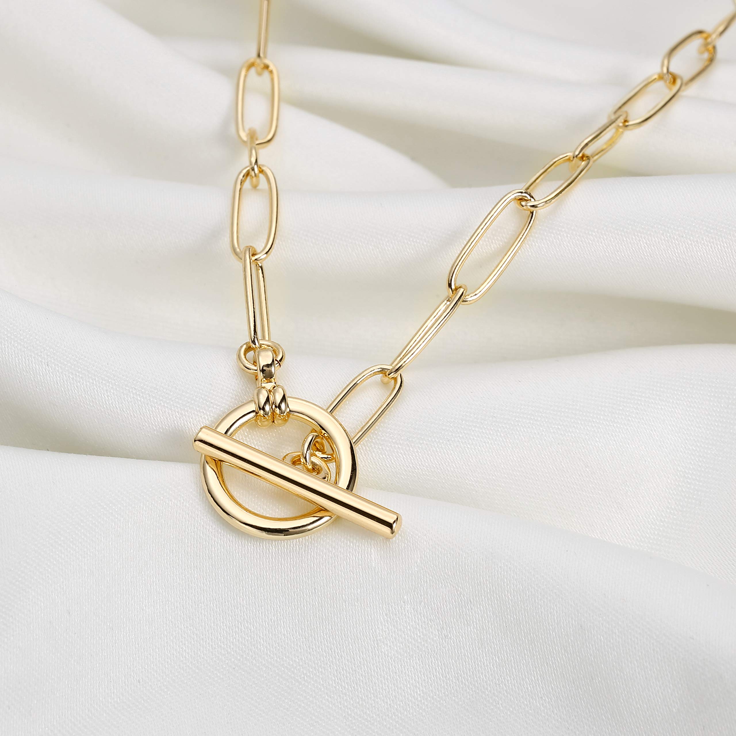 Turandoss Gold Paperclip Chain Necklace, 14K Gold Plated Toggle Clasp Simple Dainty Link Chain Necklace Gold Handmade Choker Oval Link for Women