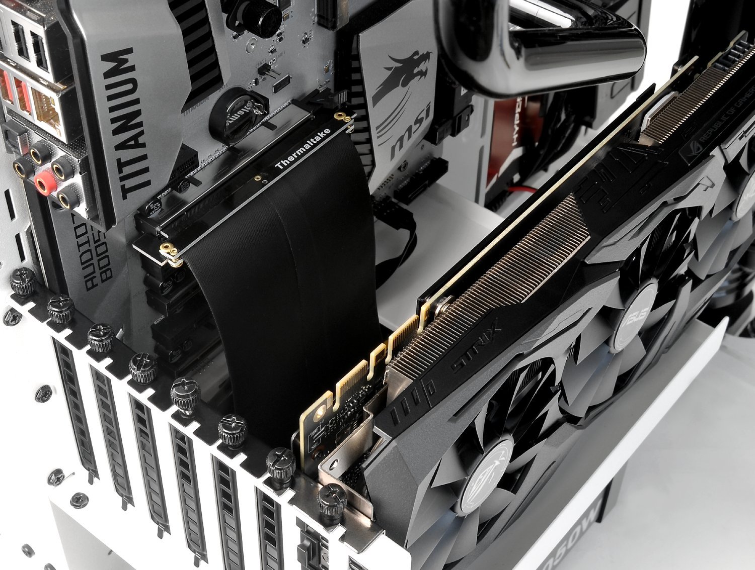 Thermaltake TT Gaming PCI-E x16 3.0 Black Extender Riser Cable 200mm AC-053-CN1OTN-C1, Support both AMD and Intel motherboard