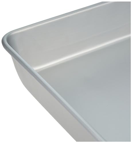 Wilton Performance Aluminum Square Cake and Brownie Pan, 8-Inch, Silver